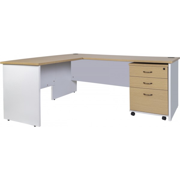 Desks – Q Office Furniture